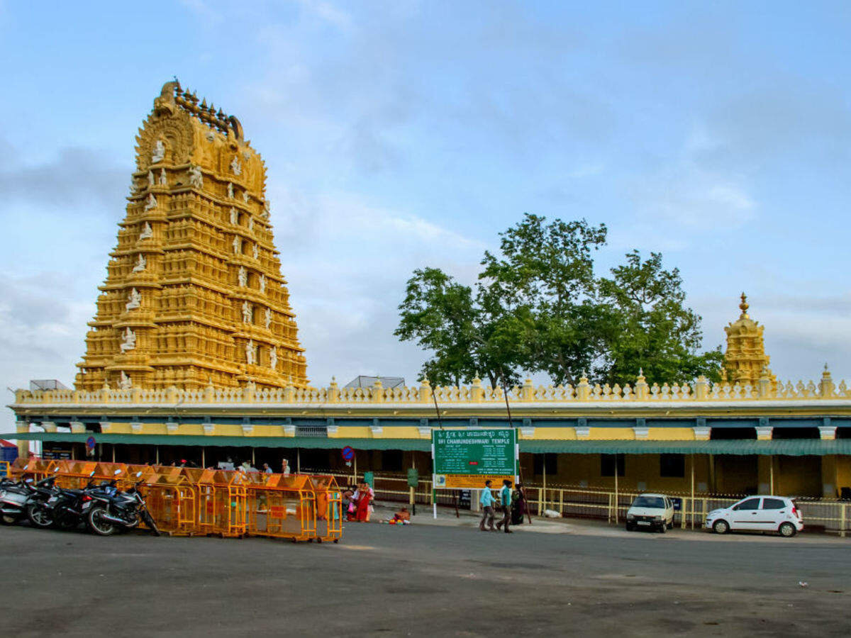 The Chamundi Betta, Mysuru – Banjaran Foodie
